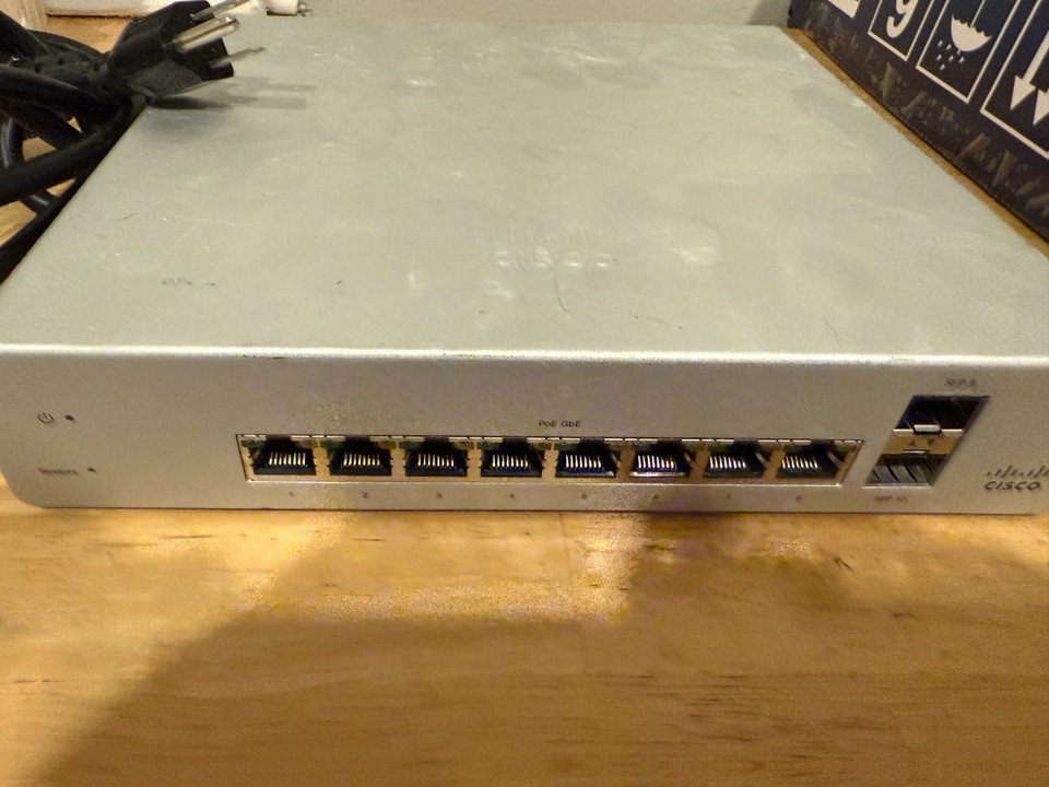 Unclaimed Cisco Meraki MS220-8P Cloud Managed Switch 8-Port Gigabit PoE ...