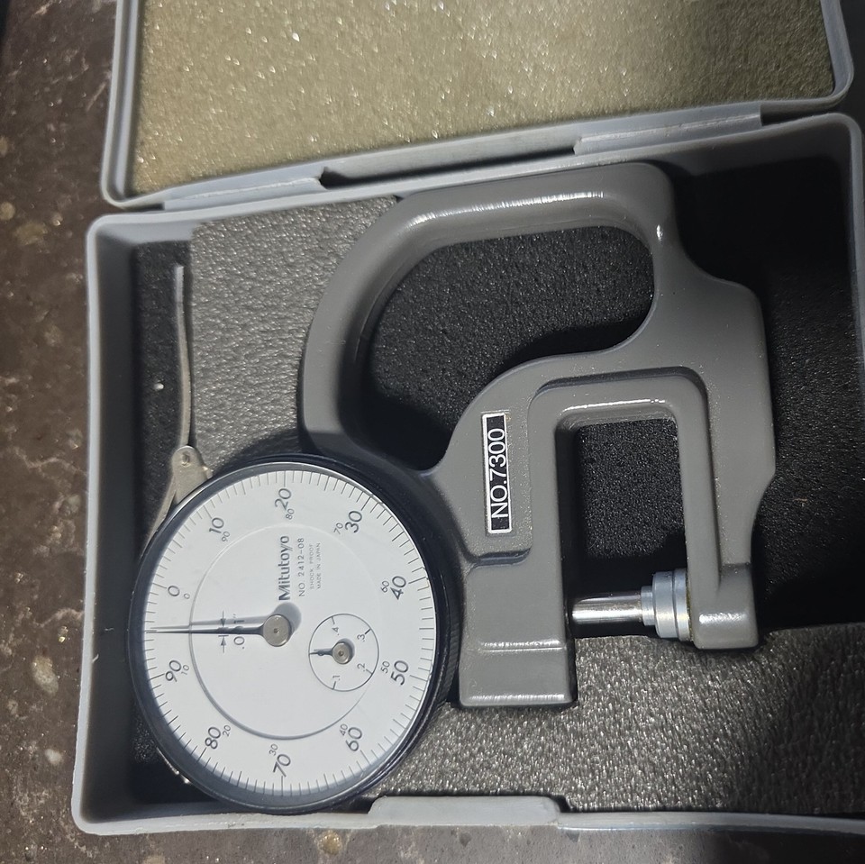Mitutoyo 7300 Dial Thickness Gage No 2412-08 .001"-.004" | eBay