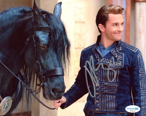 Jonathan Bailey Wicked Autograph Signed 8x10 Photo ACOA | eBay