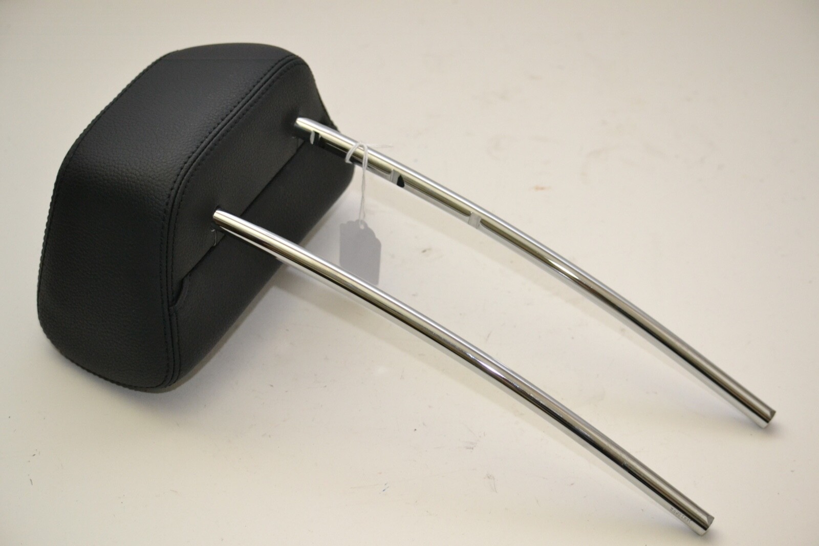 2010-2013 Mercedes W212 E350 Rear Center Middle Seat Headrest Head Rest ...