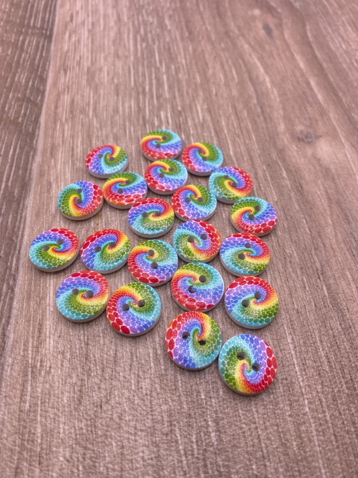15mm Rainbow Swirl Buttons Knitting Sewing Cardmaking Scrapbooking 2 Hole | eBay