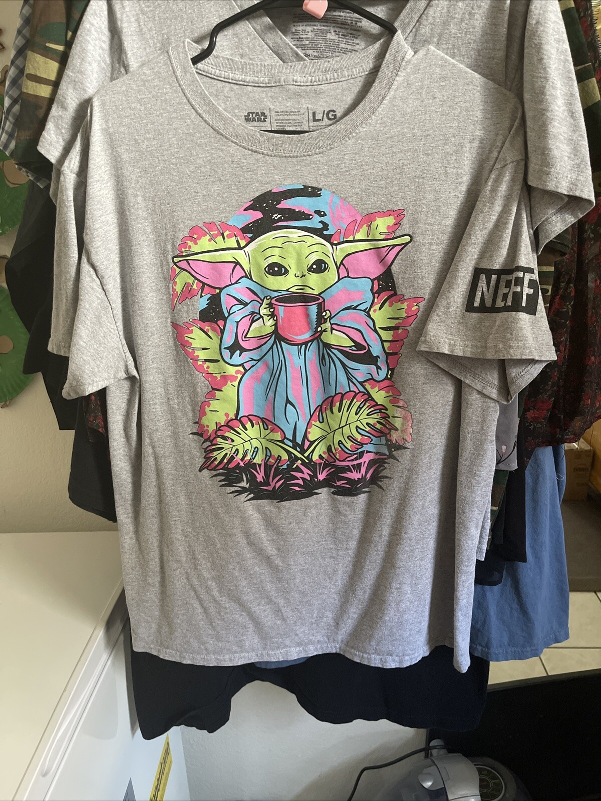 Star Wars Grogu Baby Yoda Graphic Tee Mens Size XL Gray Neff T-Shirt | eBay