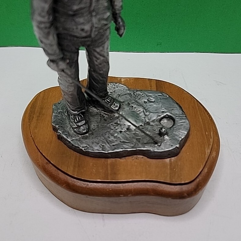 Michael Ricker Pewter Golfer Figurine Golfing Putting Golf Wood Base | eBay