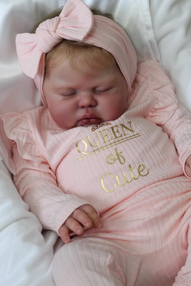 Lifelike Chubby 24" Reborn Baby Dolls Soft Cloth Body Sleeping Real ...