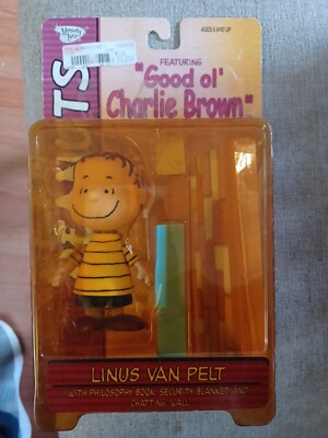 Linus Van Pelt Figure from "Good ol Charlie Brown" Collection | eBay