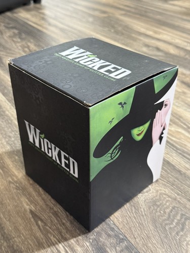 Wicked Snow Globe Musical Defying Gravity Elphaba Witch Oz Broadway New ...