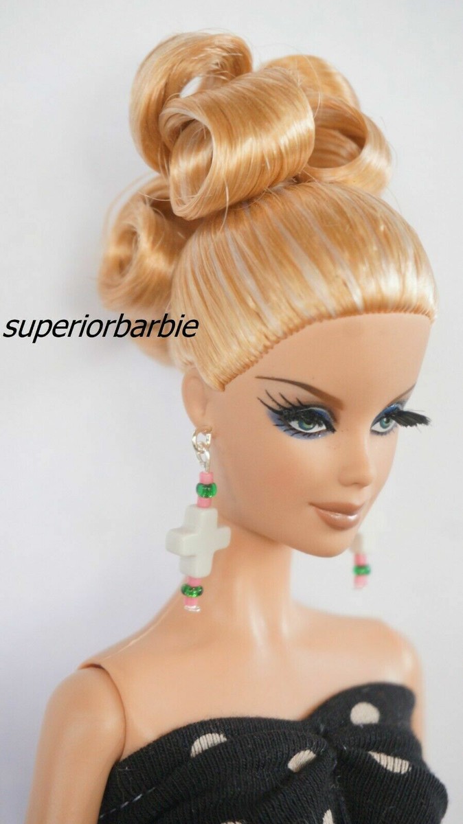 Barbie Cross's Instagram, Twitter & Facebook on IDCrawl