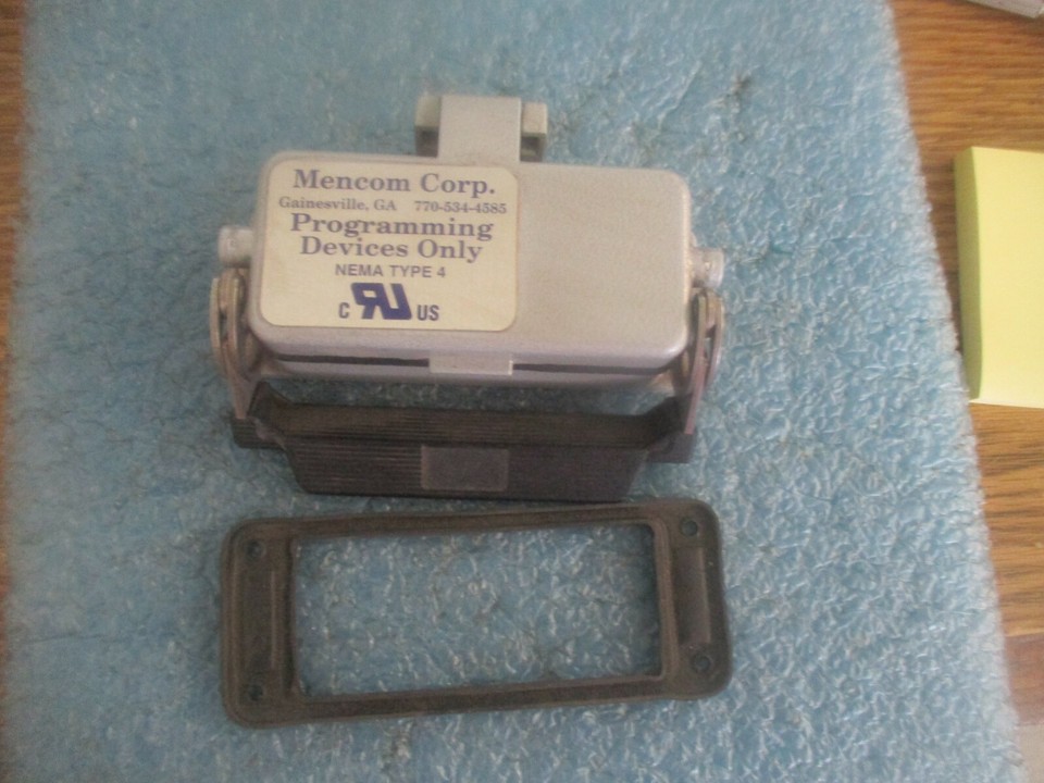 Mencom Corp. Model: DB09-3-16LS Panel Interface Connector with 3 DBP Conn. | eBay