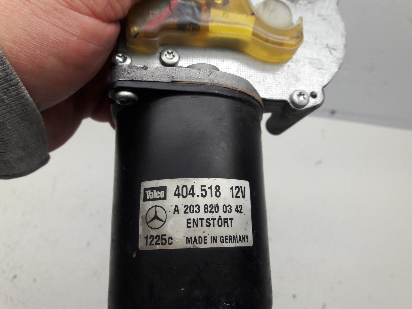 05 MERCEDES C240 WINDSHIELD WIPER MOTOR A2038200342 OEM AS59 | eBay