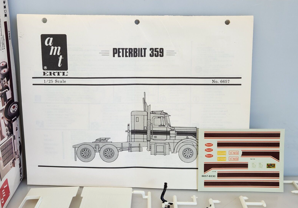 1983 AMT Ertl Peterbilt 359 1/25 Scale Semi Truck Plastic Model Kit ...