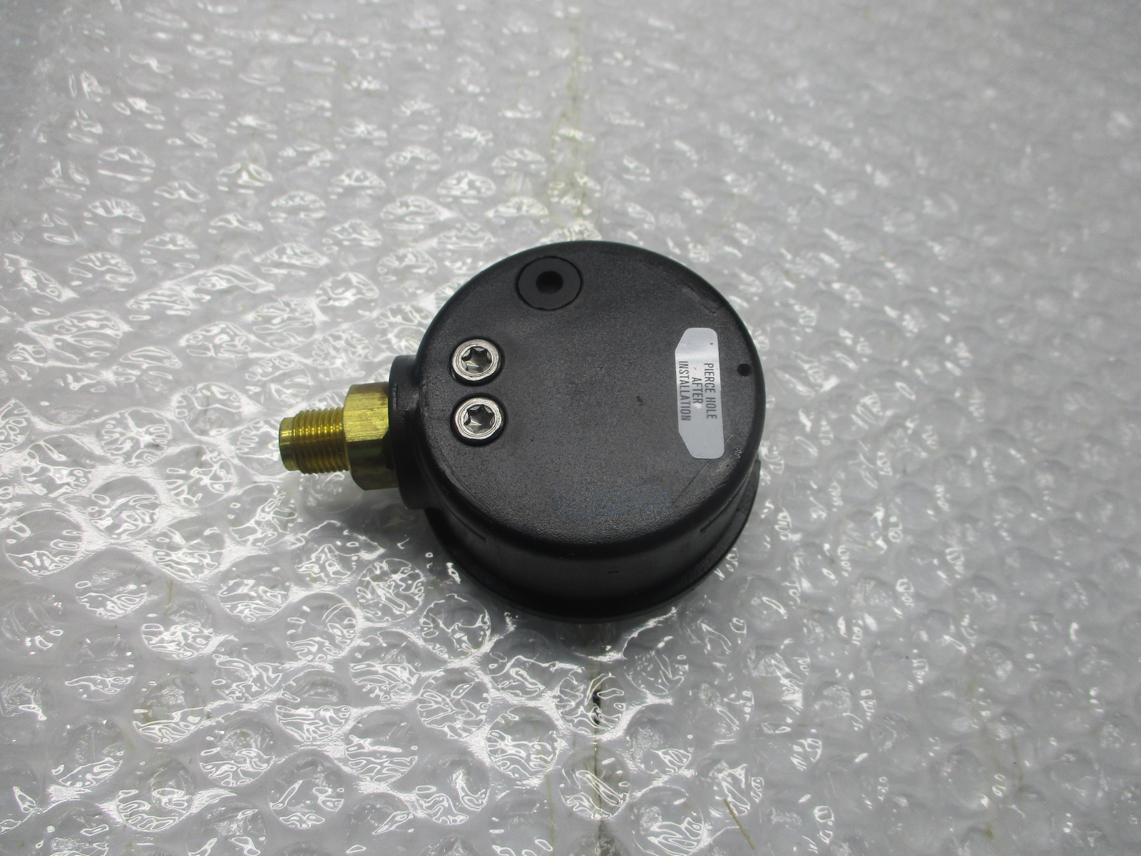 WIKA CL2.5 GAUGE 0-4BAR NSNP | eBay