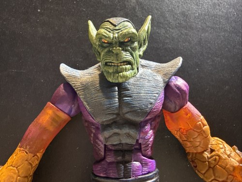 Toy Biz Fantastic Four Transforming Super Skrull Thing Torch Legends ...