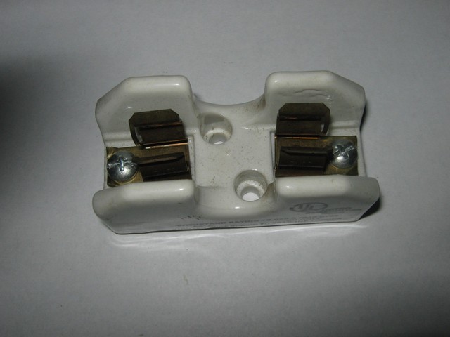 Details about BUSS CERAMIC FUSE HOLDER 30 A 250 V 2601 Industrial Fuses ...