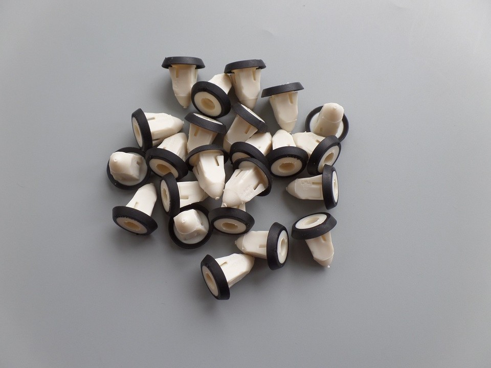 10x Spreizmutter Befestigung Verkleidung Clips Audi BMW Skoda Seat VW ...