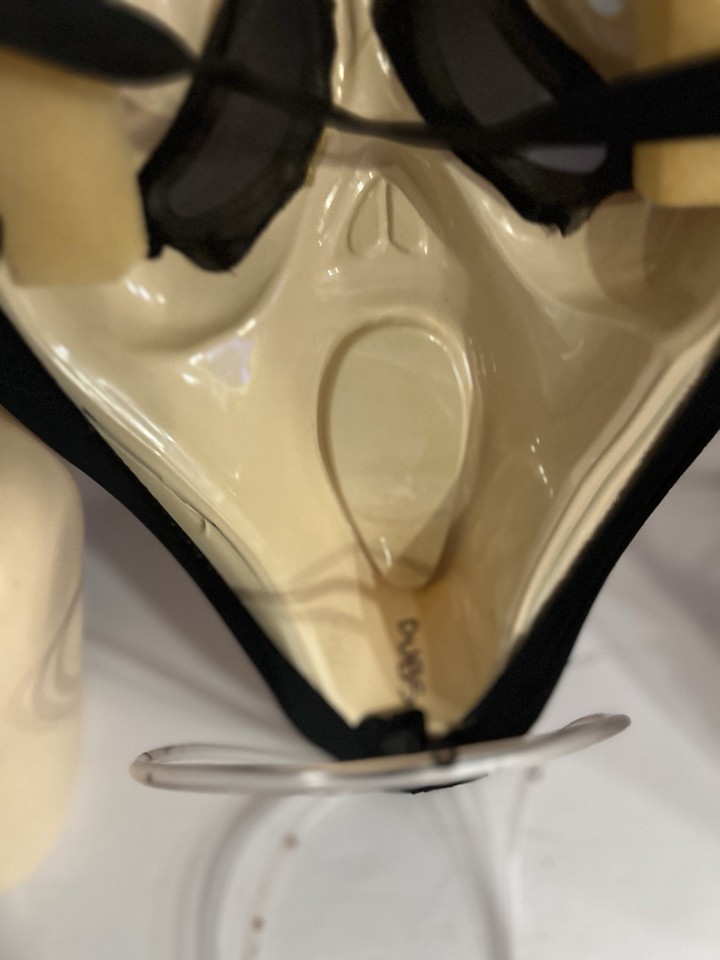 VTG 90's Halloween SCREAM Ghost Mask with Blood Pump Heart Robe Gloves ...