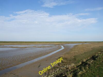 Photo 6x4 Yantlet Creek Grain/TQ8876 c2014 | eBay UK
