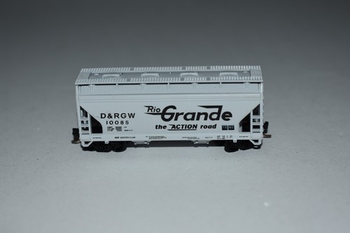N Scale Atlas Rio Grande Twin Bay Covered Hopper 10085 C40870 | eBay