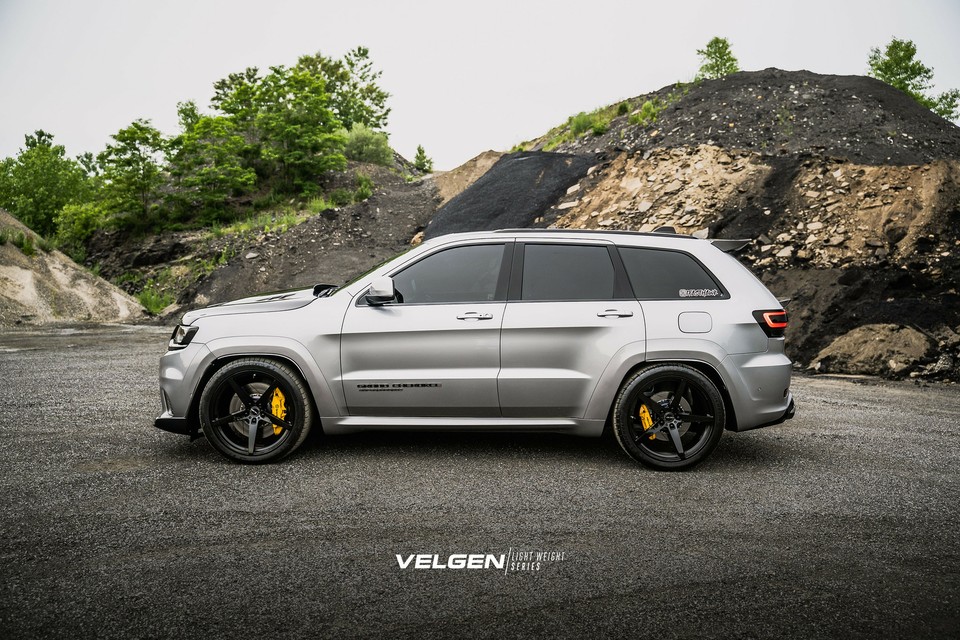 22" Velgen Classic5 V2 Gloss Black 22x10.5 Wheels Rims Fits Jeep Grand ...