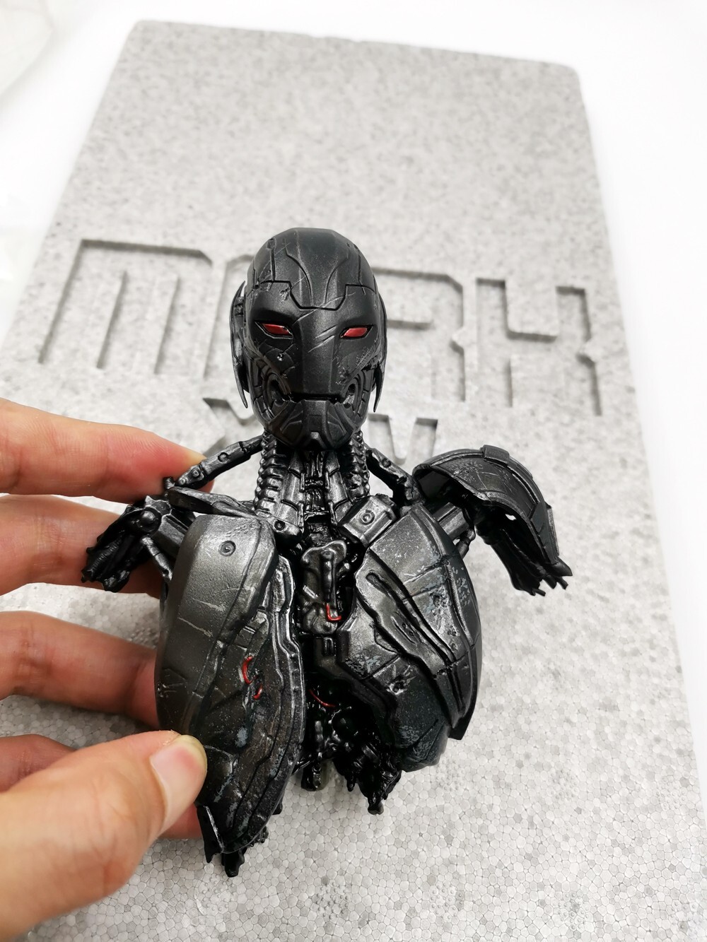 HotToys Ultron Sentry Prime Mark XLV Avengers Age of Ultron MMS300D11 ...