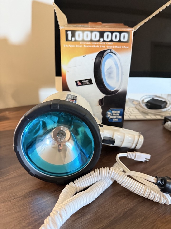 Optronics Spotlight - Model OH-101 - 1,000,000 Candlepower | eBay