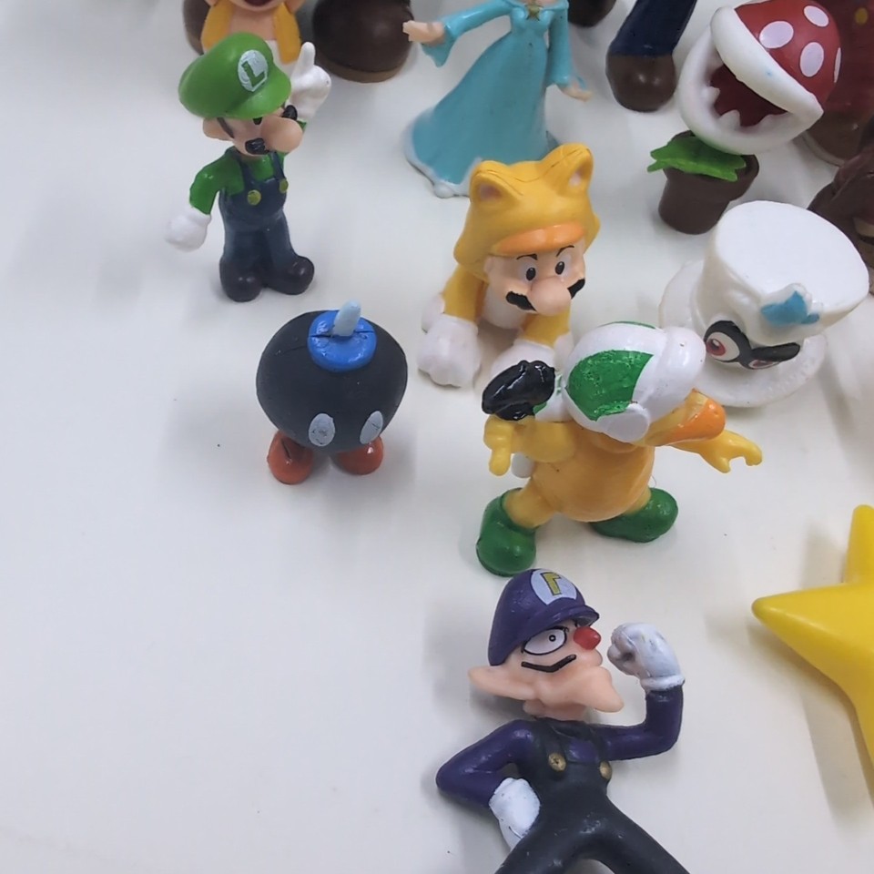 Super Mario Figure Lot Jakks Pacific World of Nintendo Figs Vtg Misc 30 ...