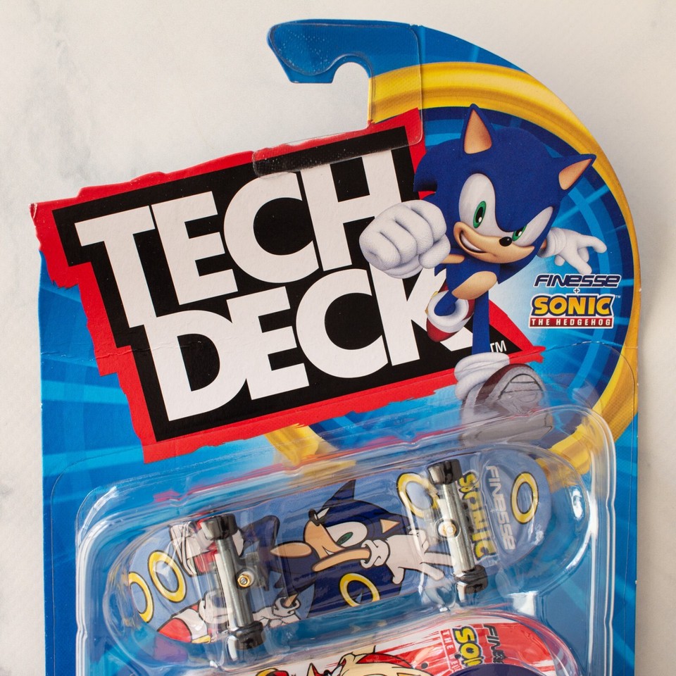Tech Deck Finesse + Sonic The Hedgehog 4 Pack Ultra Rare Fingerboard ...
