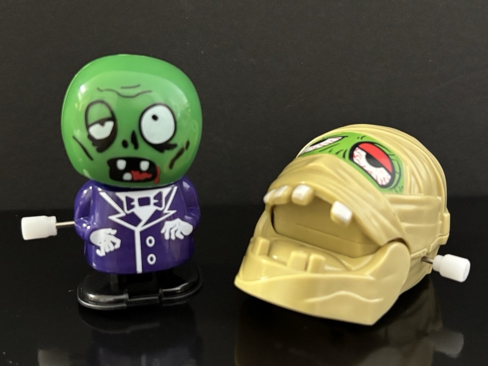 Halloween Wind Up Horror Set Of Zombie Head & Zombie Waiter | eBay