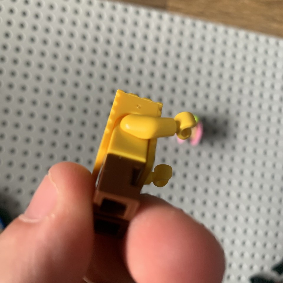 LEGO Gary the Snail Pink Shell, And Sponge Bob Minifigure 3818 3834 Lot ...