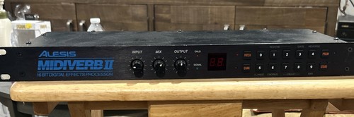 Alesis MIDIVERB II Rackmount Pro Audio 16-Bit Digital Effects Processor ...