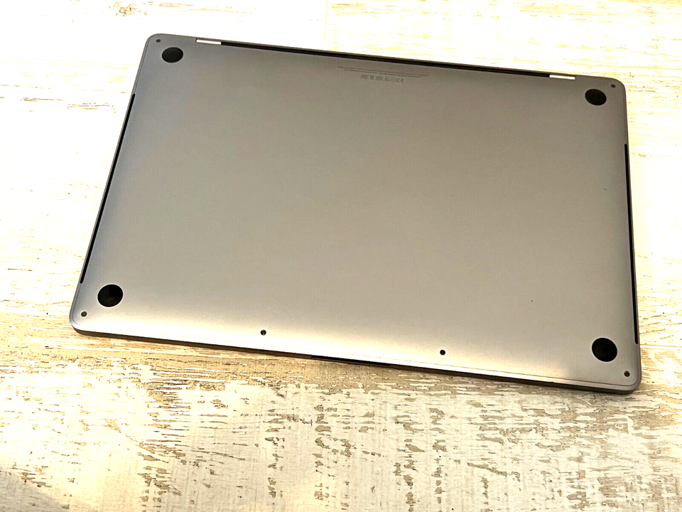 Apple MacBook Pro 15 4.8Ghz i9 a1990 Touch Bar 512GB SSD 32GB Sequoia ...