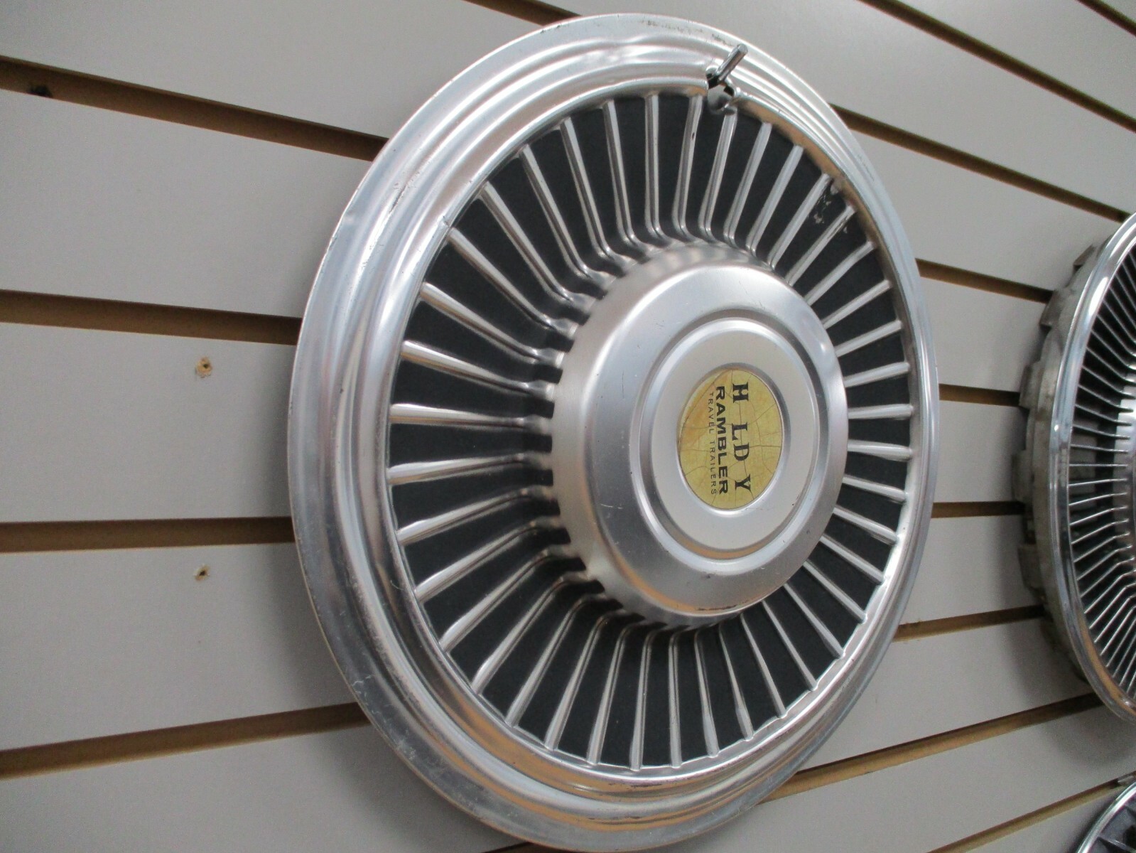 HOLIDAY RAMBLER TRAVEL TRAILERS Camper RV Hubcap Wheel Cover | eBay