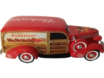 #2069 Limited Edit. BUDWEISER Hamilton Coll 1937 Woody Wagon Sculpted ...