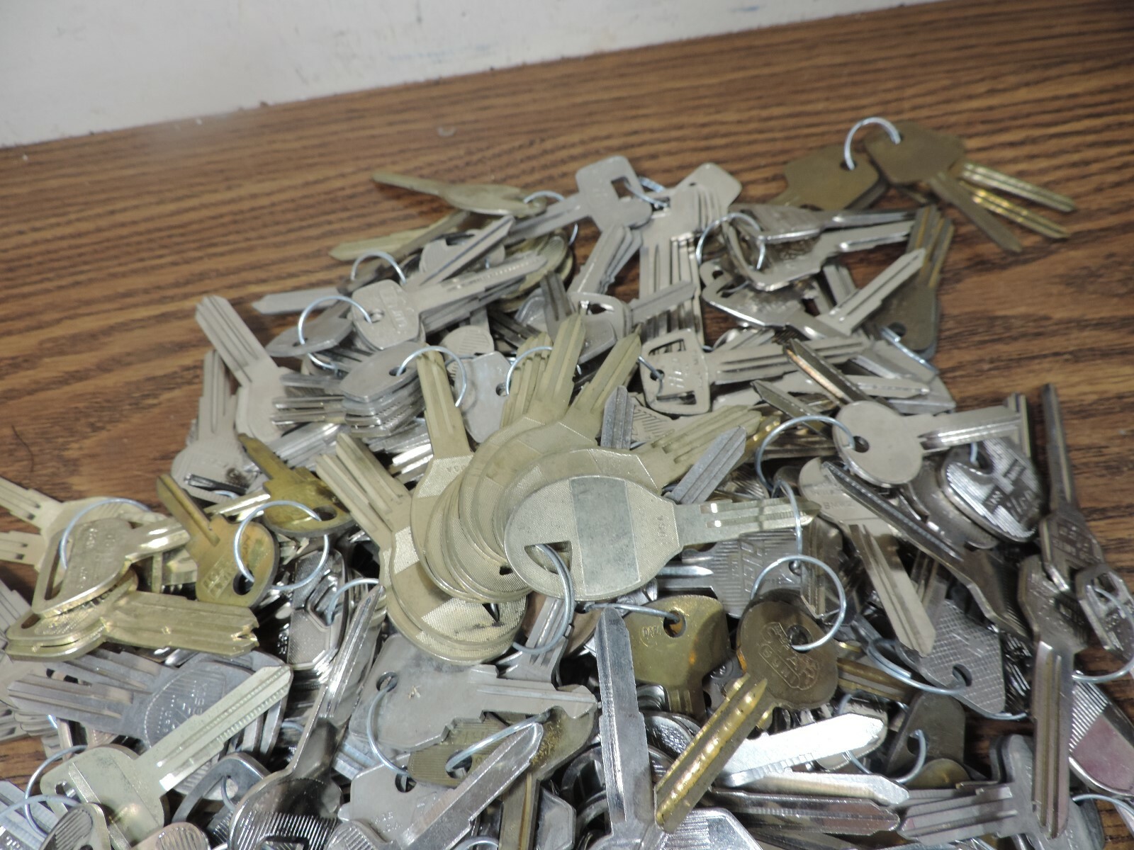 20 Lot foreign Automobile keys ilco Chevy GM Blanks | eBay