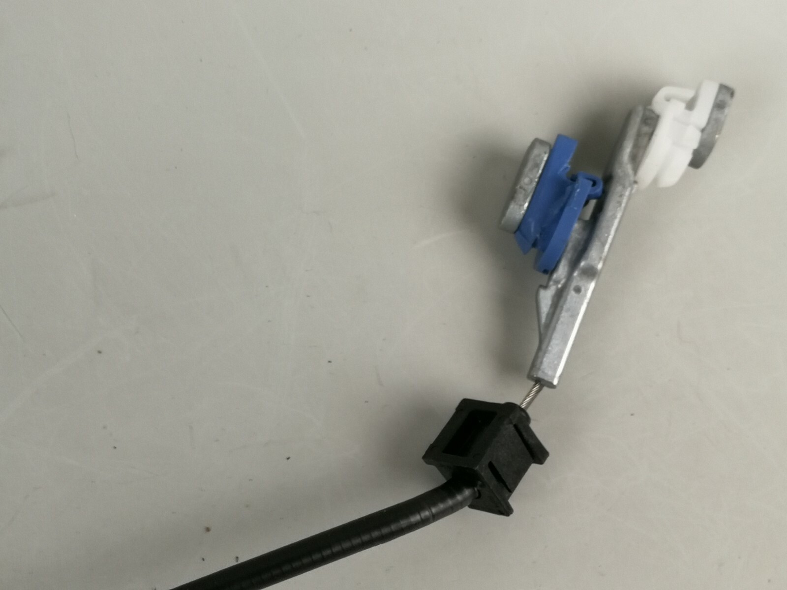 Mercedes Benz CLS Class C218 Rear Trunk Lid Drive Pull Down Lock ...