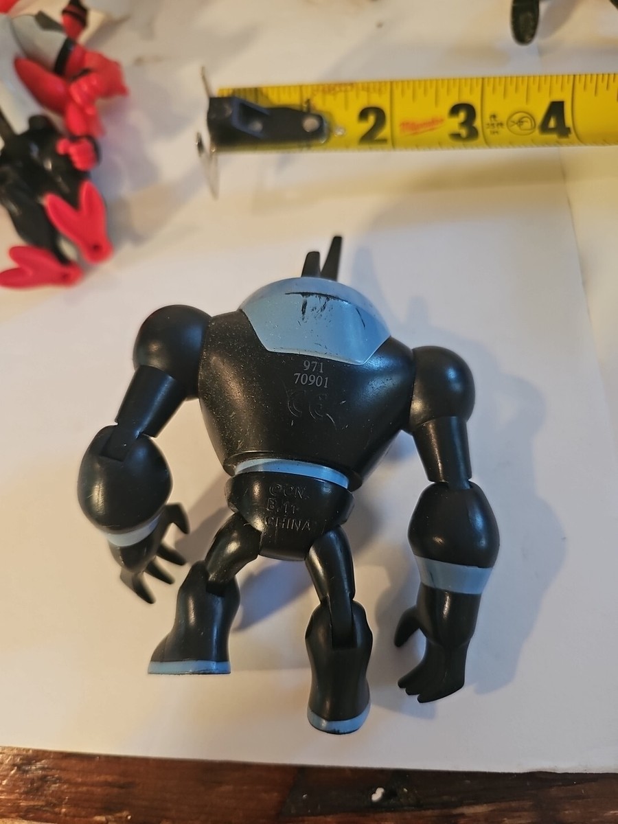 Ben 10 Ultimate Eatle Bandai America Ben 10 Ultimate Alien Ampfibian