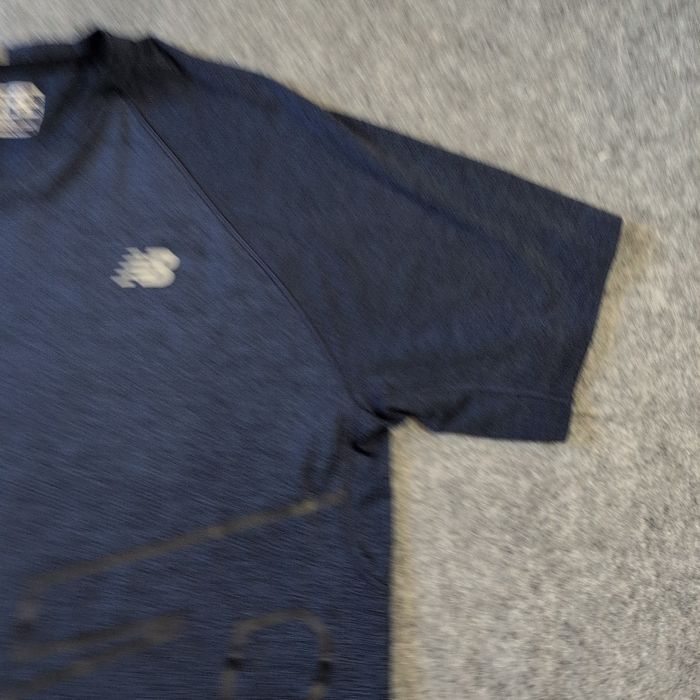 New Balance T-Shirt Large Blue Spell Out Logo V-Neck Athletic Gym Mens ...