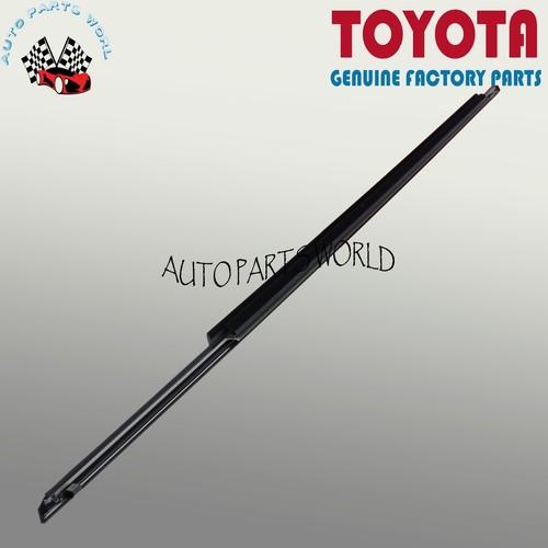 GENUINE OEM TOYOTA 07-11 CAMRY RIGHT FRONT DOOR BELT MOULDING 75710 ...
