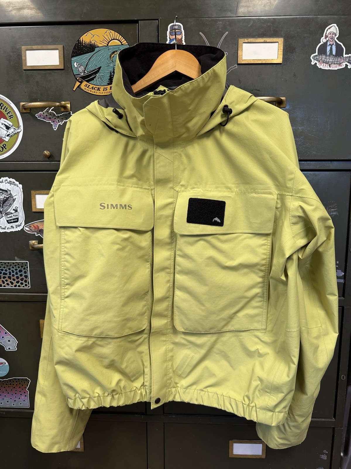 Simms Guide Wading Jacket GORE-TEX - Size: Large, Mens, Green | eBay