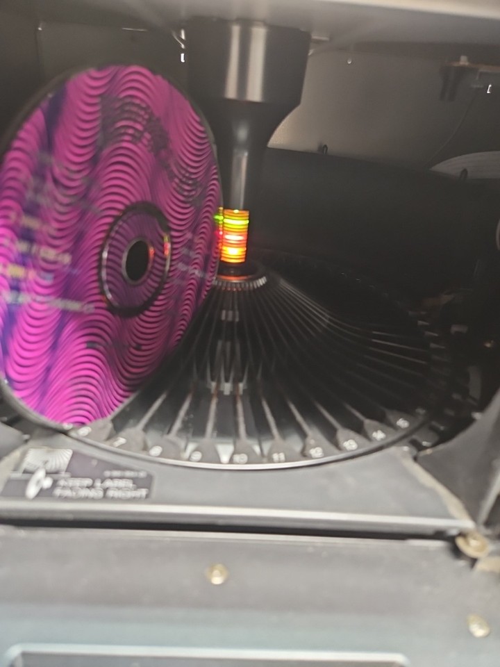 Sony CDP-CX53 50+1 Disc CD Mega Storage Compact Disc Player Tested ...