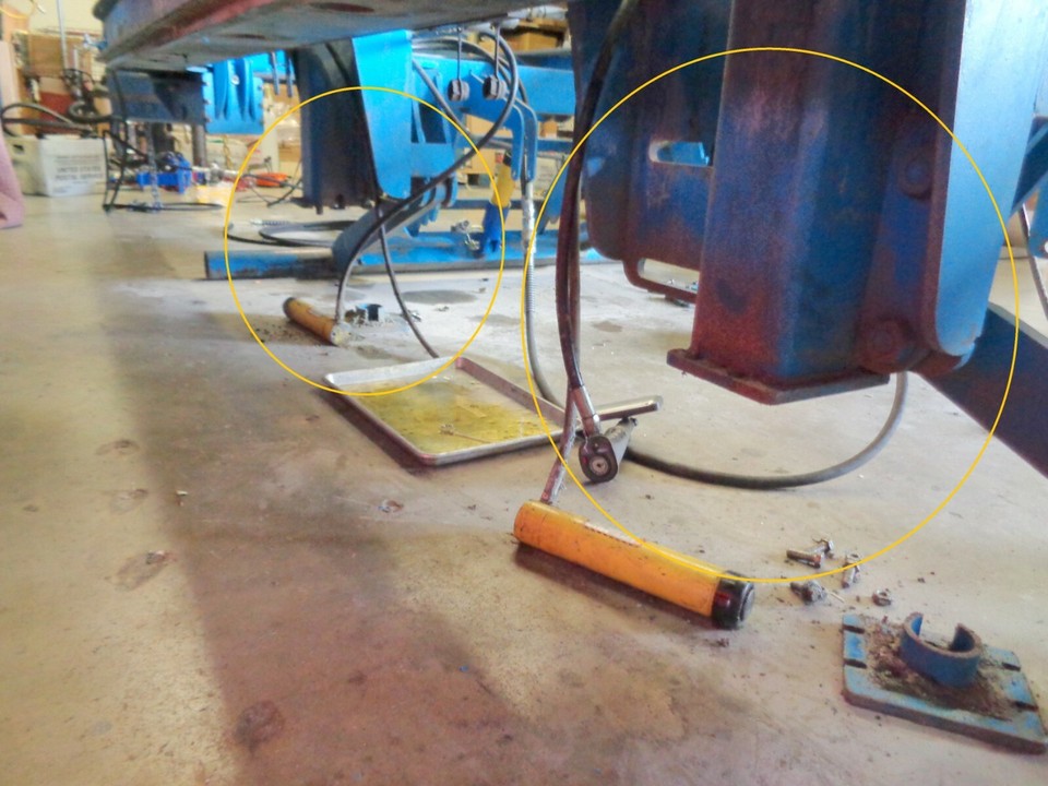 BREWCO AUTO BODY FRAME MACHINE AUTO PINCH WELD RAISE LOWER LEGEND 360 ...