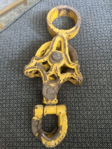 VTG Antique Cast Iron Hay Trolley Single Pulley with Rotating Flip ...