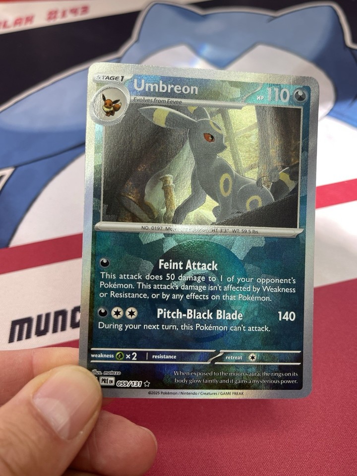 Umbreon Poke Ball Reverse 059/131: Prismatic Evolutions | Pokemon ...