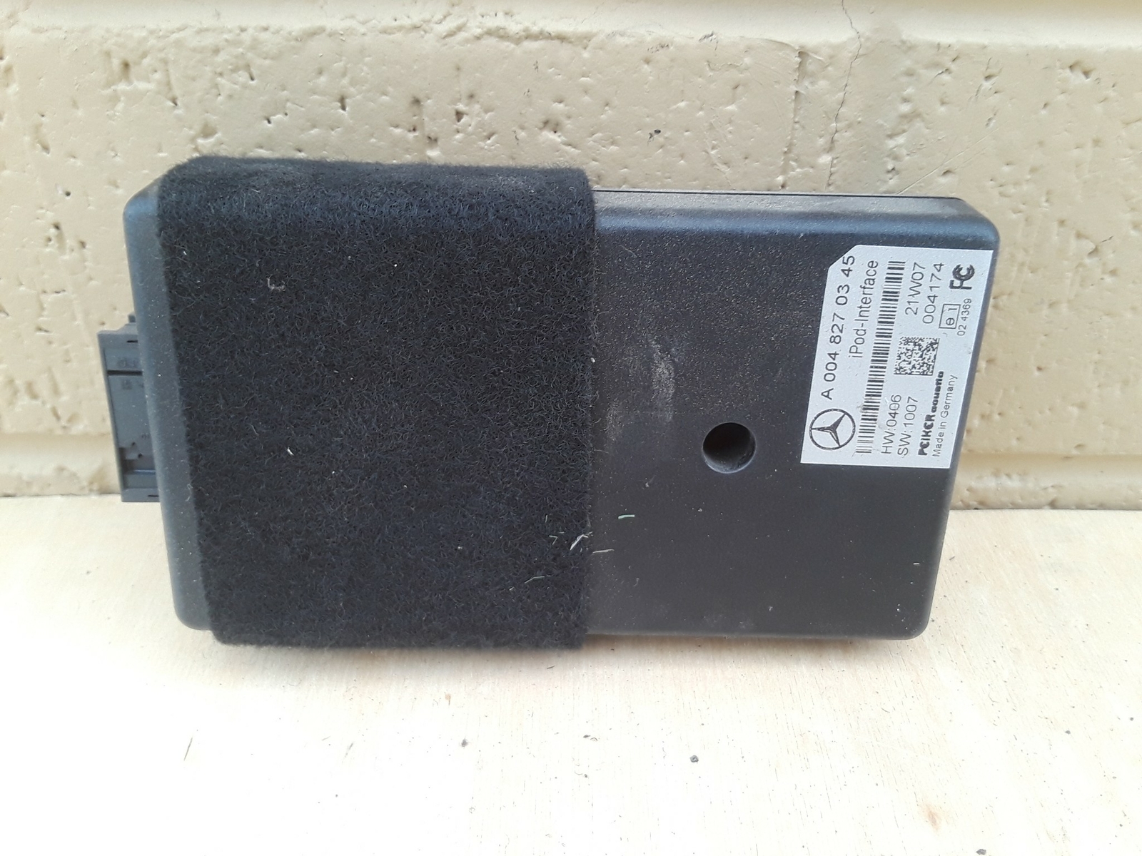 2008 - 2011 MERCEDES C300 W204 IPOD INTERFACE PHONE MEDIA CONTROL ...