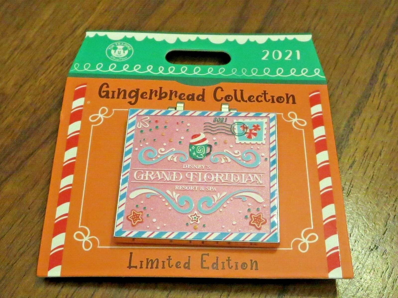 2021 Disney Gingerbread Collection Disney’s Grand Floridian Aurora Pin ...