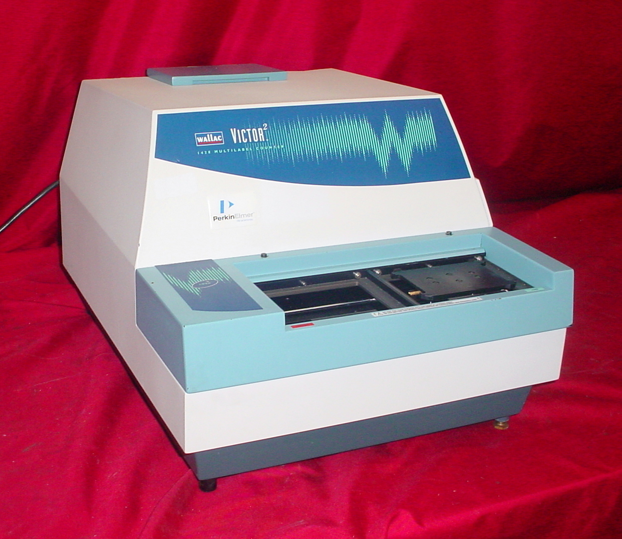 Perkin Elmer Wallac Victor 2 1420 Multilabel Counter Plate Reader | eBay