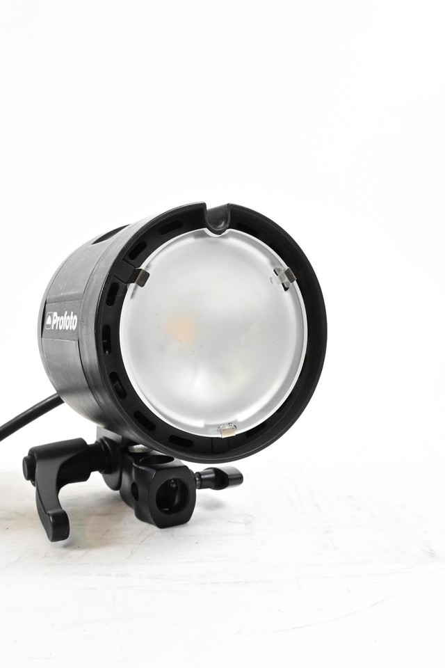 Profoto B2 250 AirTTL Location Kit (1-Pack, 2-Heads) #851 | eBay