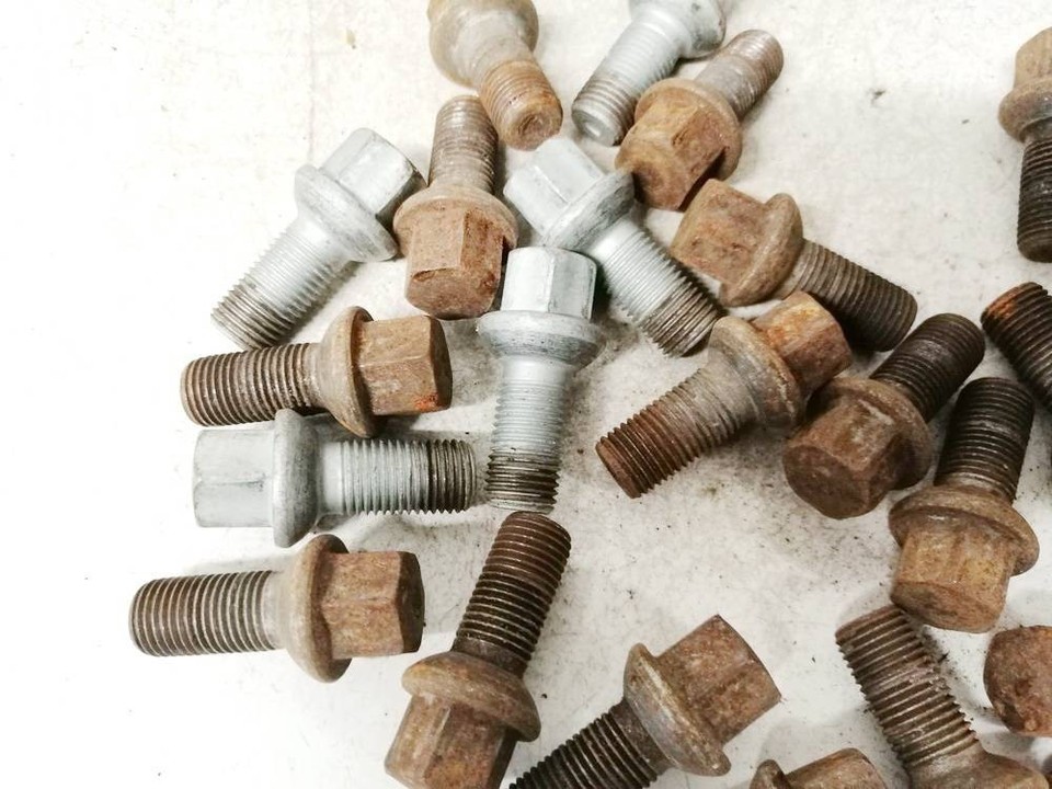 Vehicle Wheel Nuts for Mercedes-Benz ML-CLASS UK2479443-71 | eBay UK