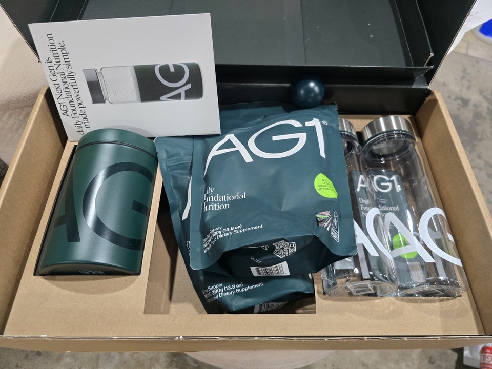 AG1 Athletic Greens Complete Kit-2 AG1 Pouch,1 spoon,1 tin & 2 bottle ...