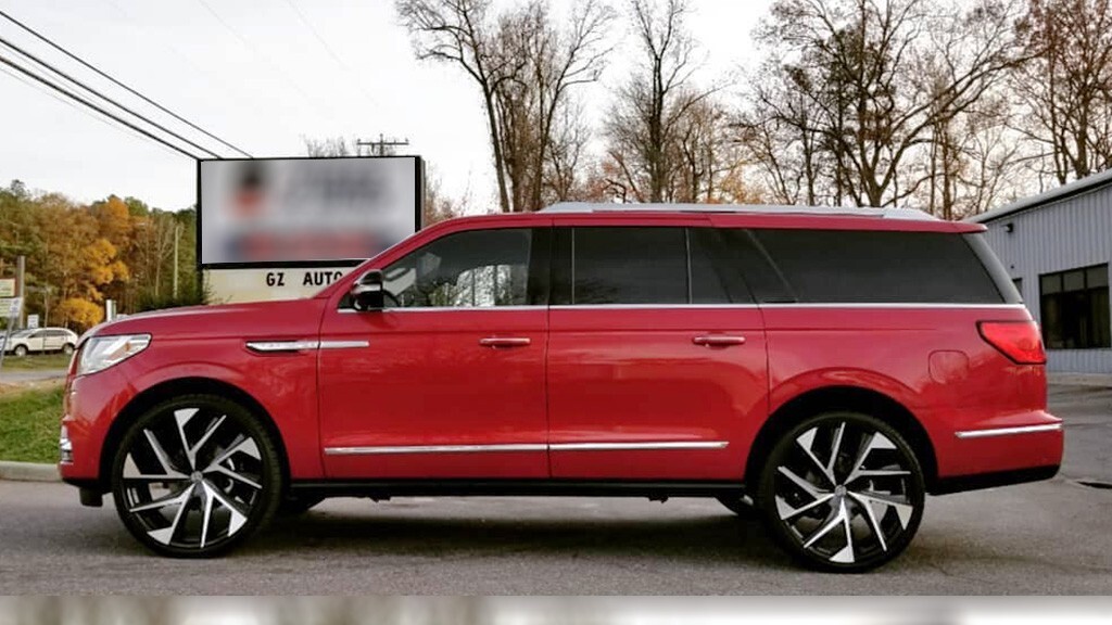 Escalade With 28 Inch Rims