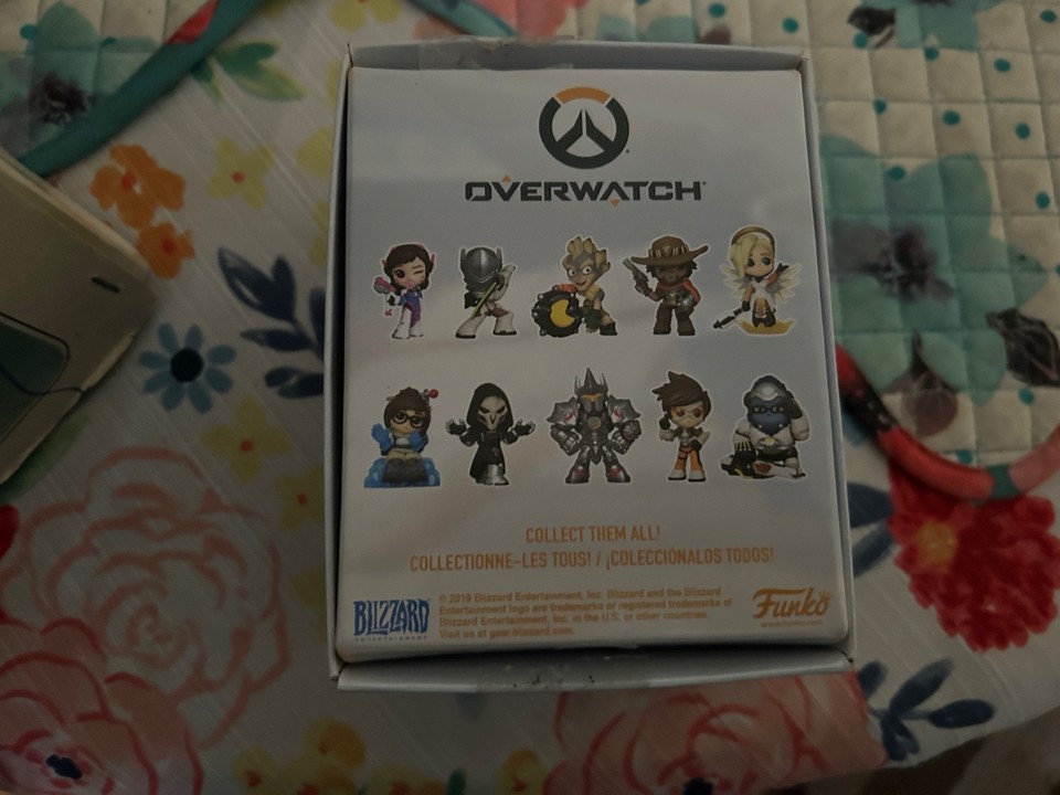 Pre Owned Overwatch Dva Small Figure | eBay